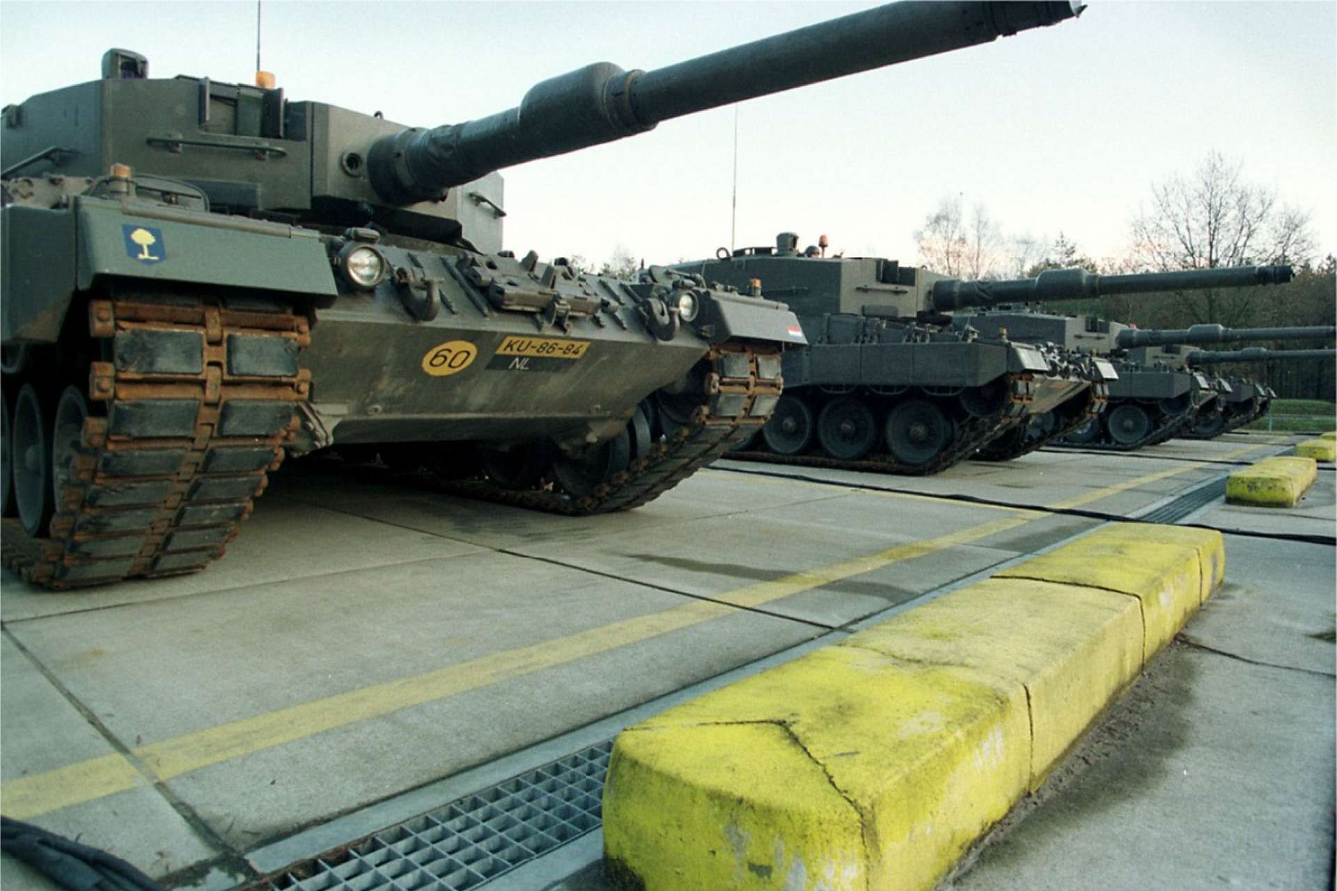 Netherlands and Denmark to Deliver 14 Leopard 2A4 Tanks to Ukraine